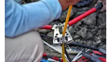 Earthing Systems and Vacuum Circuit Breakers: Electrical Safety and Efficient Switching | PMG ...